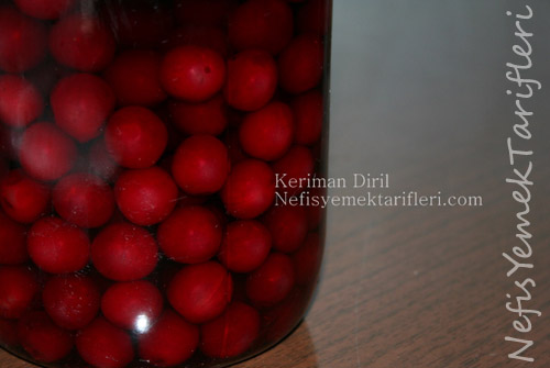 Vişne Likörü Tarifi - Nefis Yemek Tarifleri