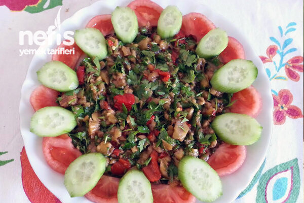 Köz Patlıcan Salatası - Nefis Yemek Tarifleri