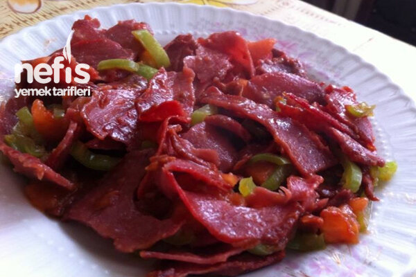 Domatesli Biberli Pastırma - Nefis Yemek Tarifleri