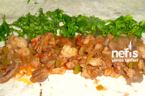 Tantuni Yapımı - Nefis Yemek Tarifleri