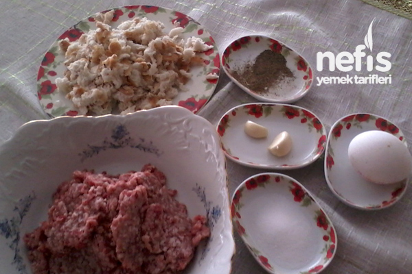 Akçaabat Köftesi - Nefis Yemek Tarifleri