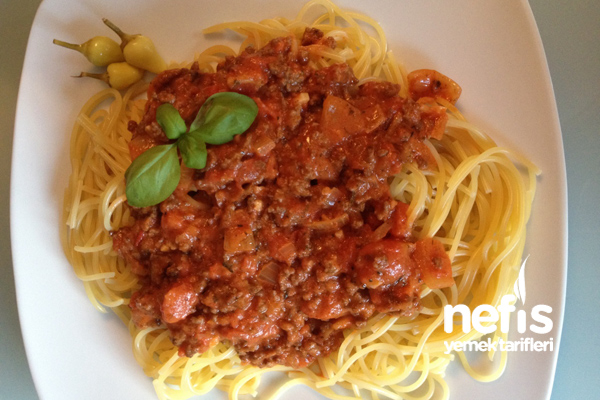 Spaghettie Bolonez - Nefis Yemek Tarifleri