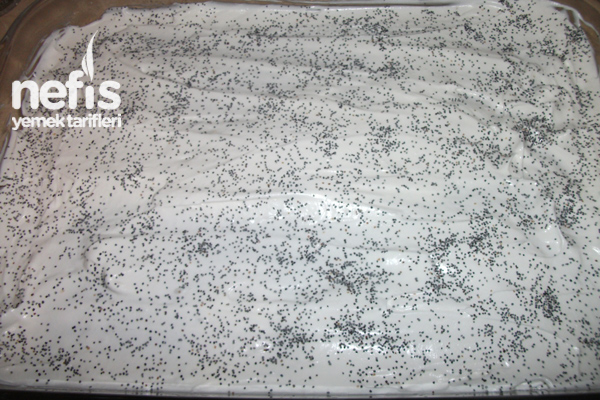 Mavi Haşhaşlı Tatlı Yapımı - Nefis Yemek Tarifleri