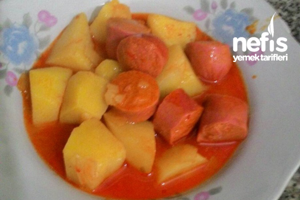 Sosisli Patates Yemeği Tarifi - Nefis Yemek Tarifleri