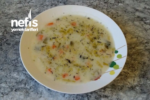 Ekşili Pırasa Çorbası - Nefis Yemek Tarifleri