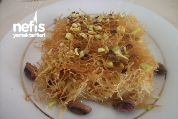 Fındıklı Sütlü Kadayıf Tatlısı Tarifi - Nefis Yemek Tarifleri