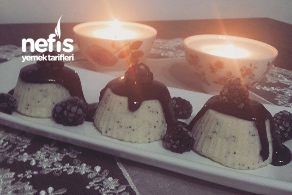 Mavi Haşhaşlı Sütlü İrmik Tatlısı - Nefis Yemek Tarifleri