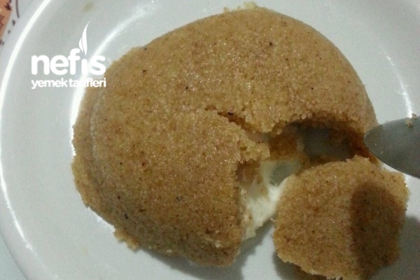 İrmik Helva Tarifi - Nefis Yemek Tarifleri