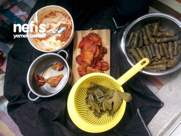 Dolma Sarma Yapımı - Nefis Yemek Tarifleri
