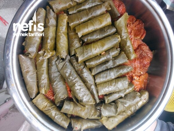 Dolma Sarma Yapımı - Nefis Yemek Tarifleri