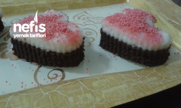 Kalp Pastacık (Tart Kalıbında) - Nefis Yemek Tarifleri