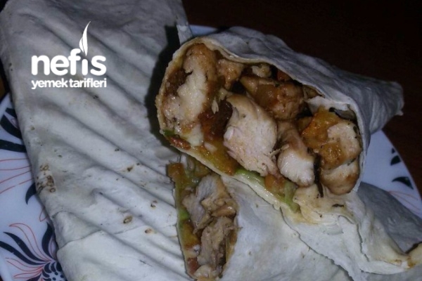Lavaştan Tavuk Dürüm - Nefis Yemek Tarifleri