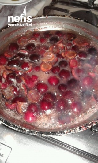 Pasta Üzerine Meyve Sosları - Nefis Yemek Tarifleri