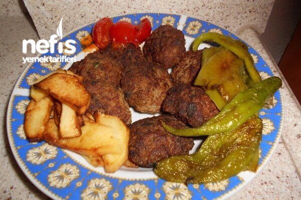 Anne Köftesi Tarifi - Nefis Yemek Tarifleri - #793900