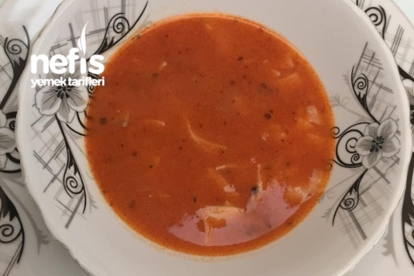 Erişteli Domates Çorbası Yapımı - Nefis Yemek Tarifleri