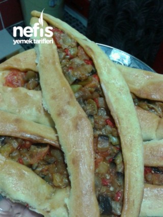Sebzeli Pide - Nefis Yemek Tarifleri