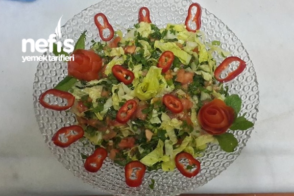 Marul Salatası Ve Havuçlu Salata - Nefis Yemek Tarifleri