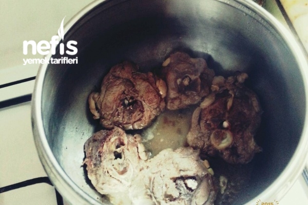 Kuzu Gerdan Haşlama Tarifi - Nefis Yemek Tarifleri