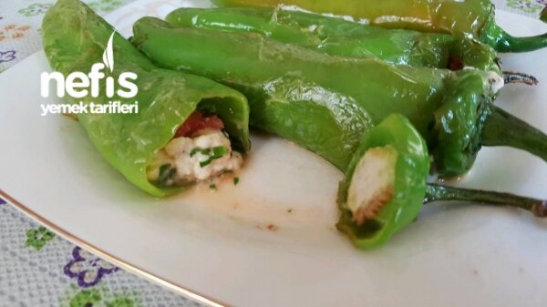 Peynirli Biber Dolma Kızartması Pizza Tadında - Nefis Yemek Tarifleri