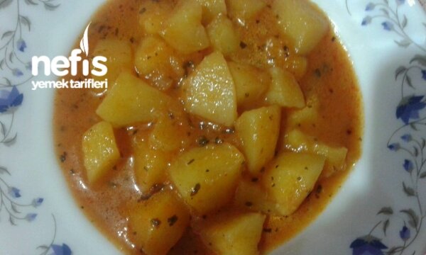 Güveçte Sulu Patates Yemeği - Nefis Yemek Tarifleri