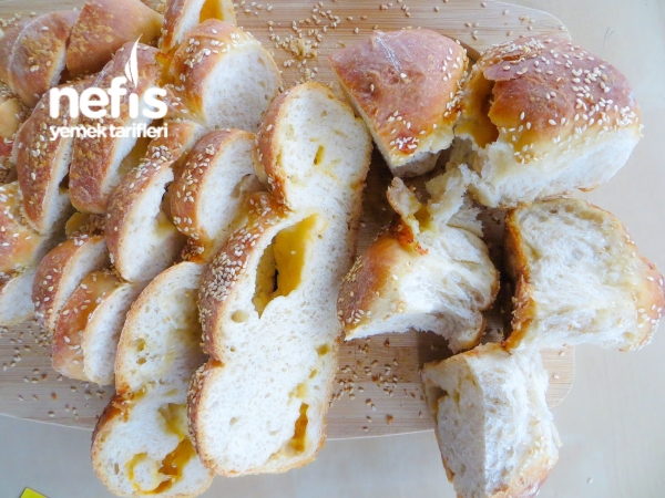 Peynirli Simit Ekmek - Nefis Yemek Tarifleri
