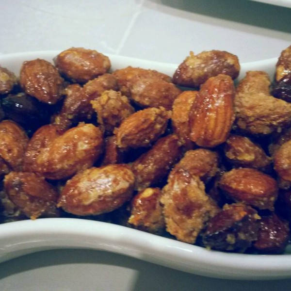 5 Dakikada Şekerli Badem - Nefis Yemek Tarifleri