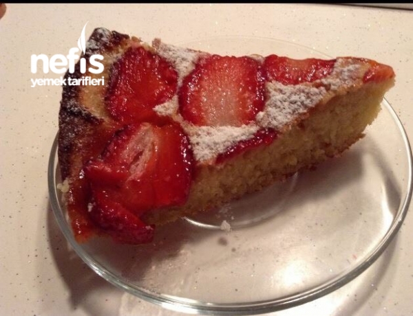 Piroq Çiyelekli ( Çilekli Tart ) - Nefis Yemek Tarifleri