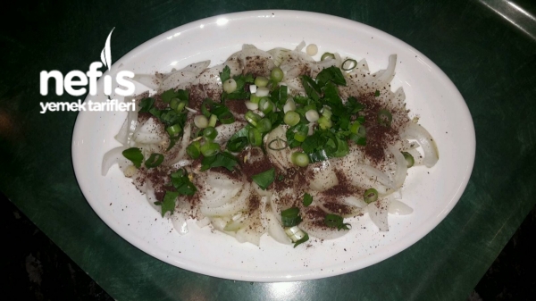 Soğan Mezesi (Salatası) - Nefis Yemek Tarifleri