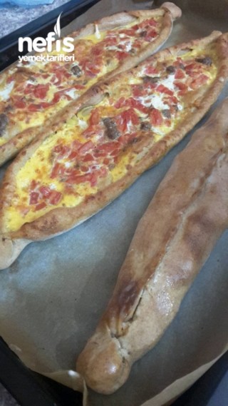 Pide (Peynirli-Sebzeli) - Nefis Yemek Tarifleri
