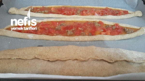 Pide (Peynirli-Sebzeli) - Nefis Yemek Tarifleri