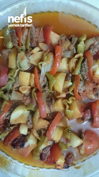 Fırında Kuşbaşı Et Tarifi - Nefis Yemek Tarifleri