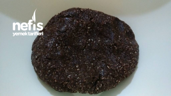 Çok Kolay Tatlı ( Bayat Kekle ) - Nefis Yemek Tarifleri