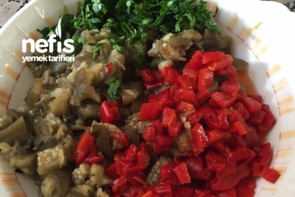 Közlenmiş Patlıcan Salata Tarifi - Nefis Yemek Tarifleri - #2157520