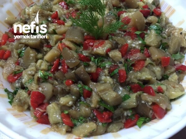 Közlenmiş Patlıcan Salata Tarifi - Nefis Yemek Tarifleri - #2157520