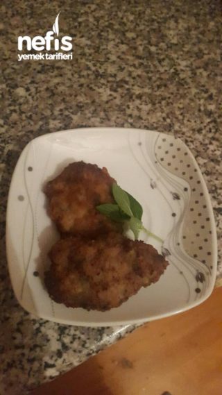Katlet (Köfte) - Nefis Yemek Tarifleri