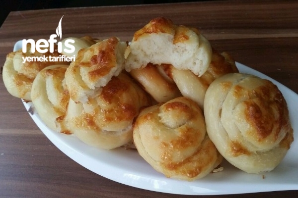 Sade Quarklı Poğaça - Nefis Yemek Tarifleri