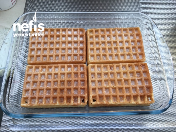 Kolay Vişneli Waffle Pasta - Nefis Yemek Tarifleri