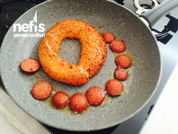 Sucuklu Simit - Nefis Yemek Tarifleri - #2520885