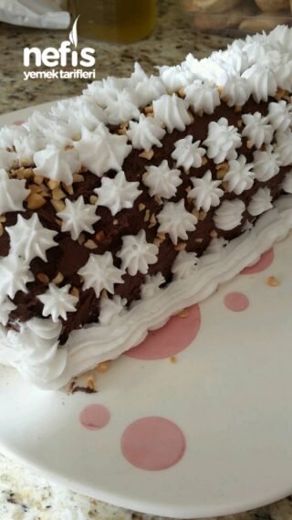Acil Pasta (3 Malzemeli) - Nefis Yemek Tarifleri