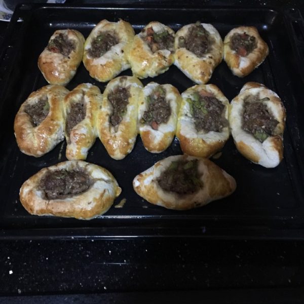 Kıymalı Pide - Nefis Yemek Tarifleri