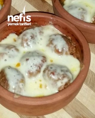 Kaşarlı Güveç Köfte - Nefis Yemek Tarifleri