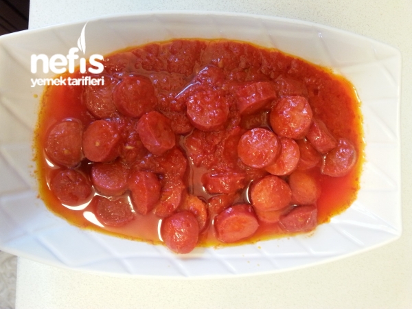 Domates Soslu Sosis ( Kahvaltılık ) - Nefis Yemek Tarifleri