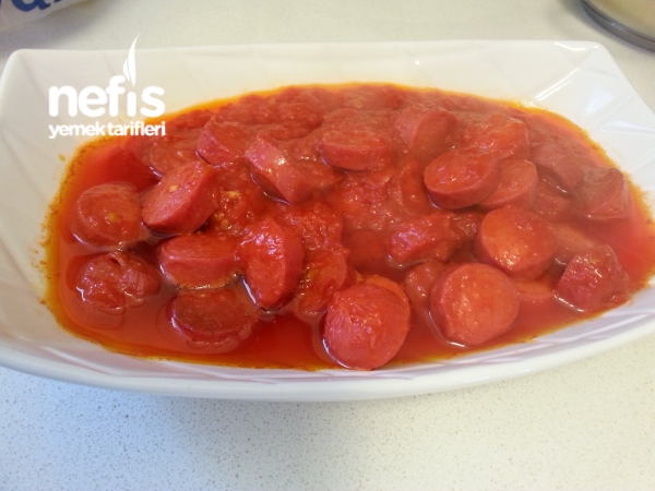 Domates Soslu Sosis ( Kahvaltılık ) - Nefis Yemek Tarifleri