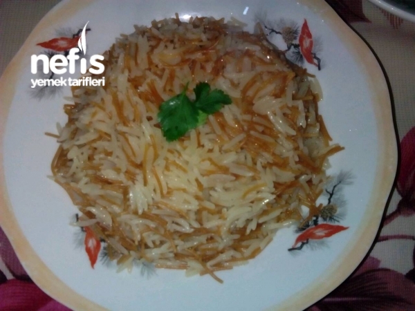 Şehriyeli İran Pilavı - Nefis Yemek Tarifleri