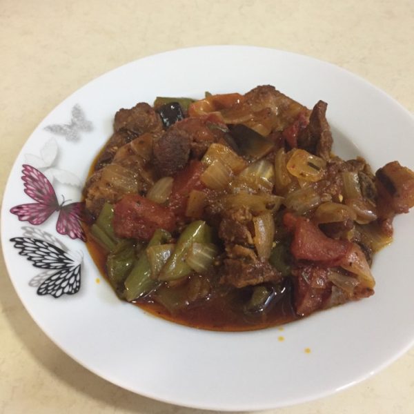 Fırında Etli Güveç Yapımı - Nefis Yemek Tarifleri