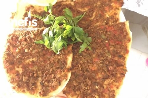 Ev Yapımı Çıtır Lahmacun (Antep Usulü) - Nefis Yemek Tarifleri