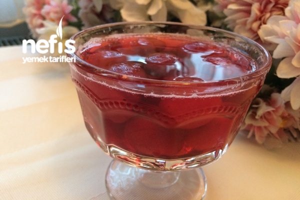 Kızılcık (Kiren) Komposto - Nefis Yemek Tarifleri