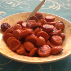 Salçalı Sosis - Nefis Yemek Tarifleri