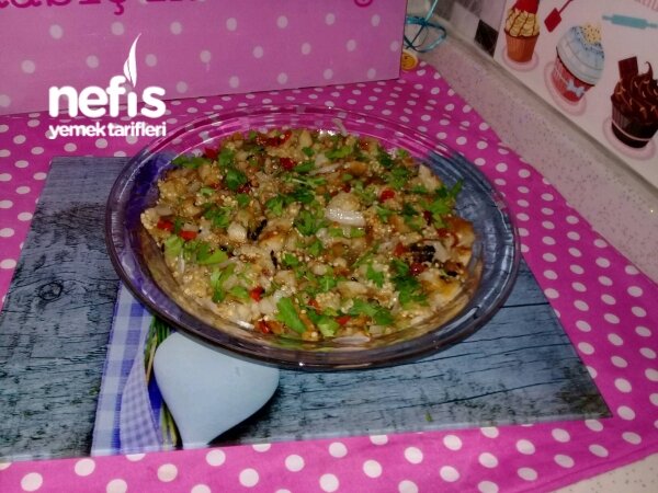 Patlıcan Salata (Kavurmadan Aşamalı Resim) - Nefis Yemek Tarifleri