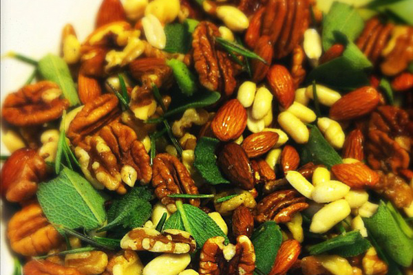 Pikan Cevizi Faydaları Nelerdir? Nerede Yetişir? - Nefis Yemek Tarifleri